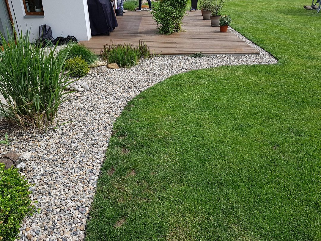 PVC robniki: Praktična rešitev za popolno urejeno okolico - Urejamo okolico