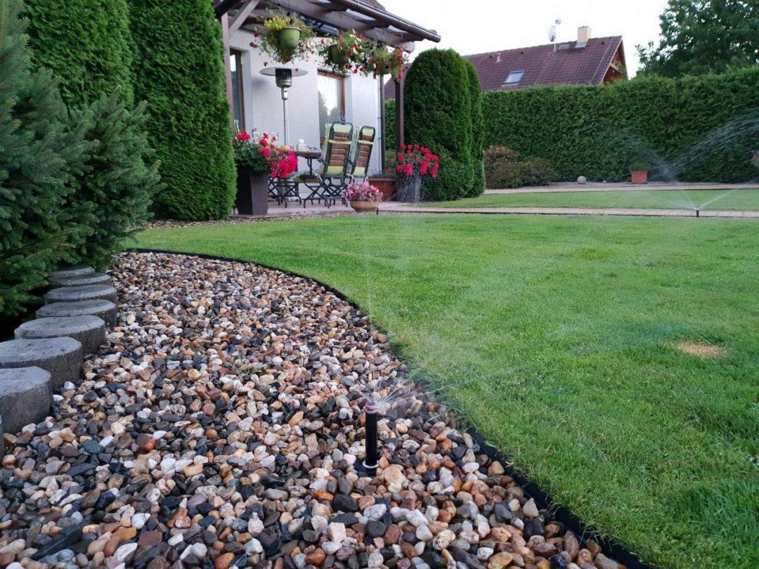 PVC robniki: Praktična rešitev za popolno urejeno okolico - Urejamo okolico